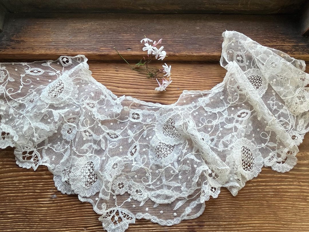 Antique Tulle Lace Collar/flounce Belgian Style Long Trim in Cream ...