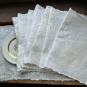 Italian Needlework Placemats in Deruta Hand Embroidery on Linen Set/4 ...