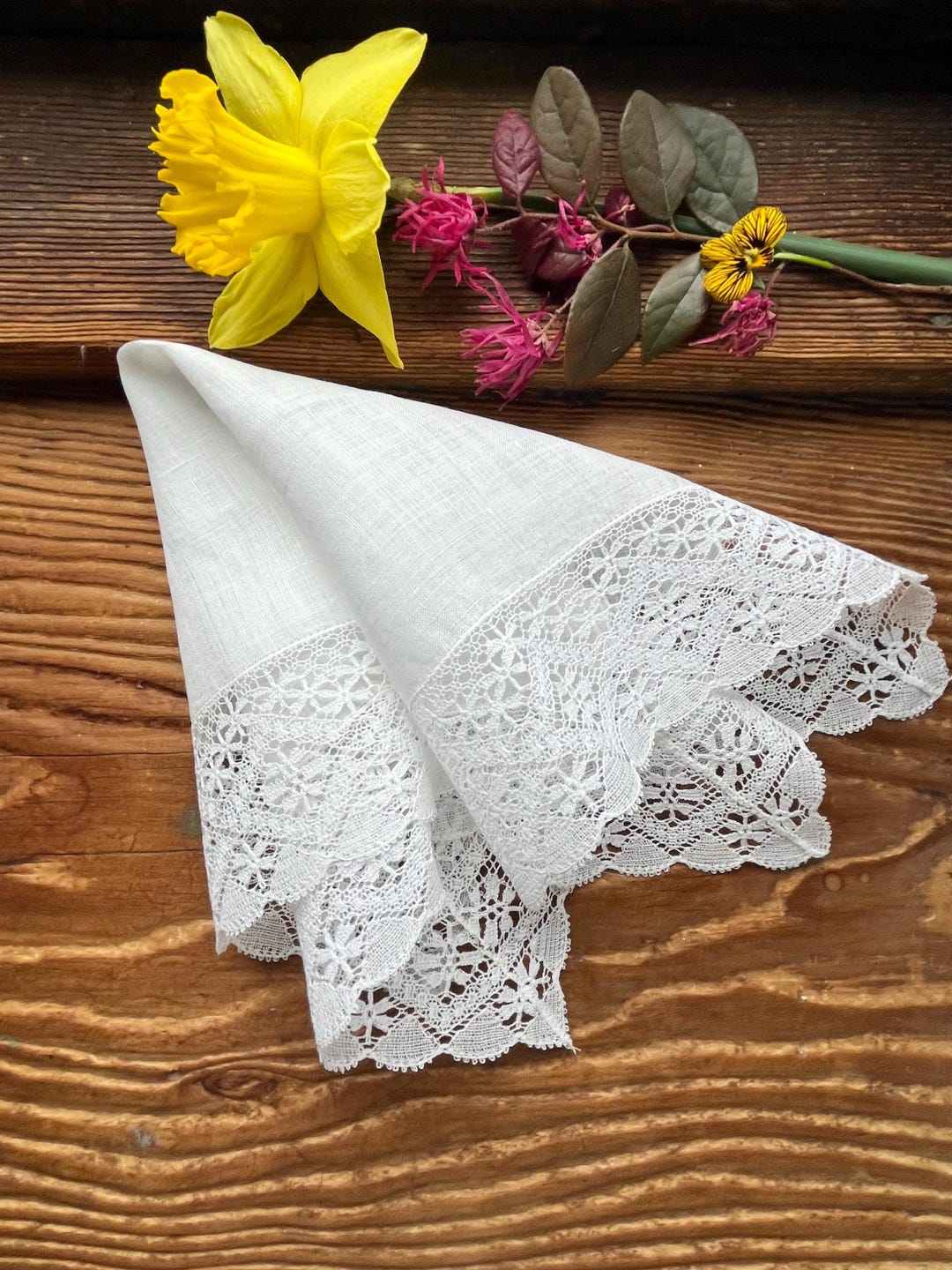 White Linen Handkerchief With Bobbin Lace Border - Etsy