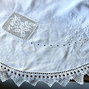 Vintage French Table Topper in White Linen Crochet and Embroidery 36 ...