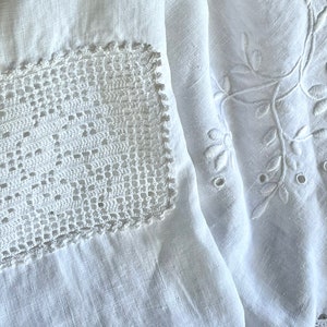 Vintage French Table Topper in White Linen Crochet and Embroidery 36 ...