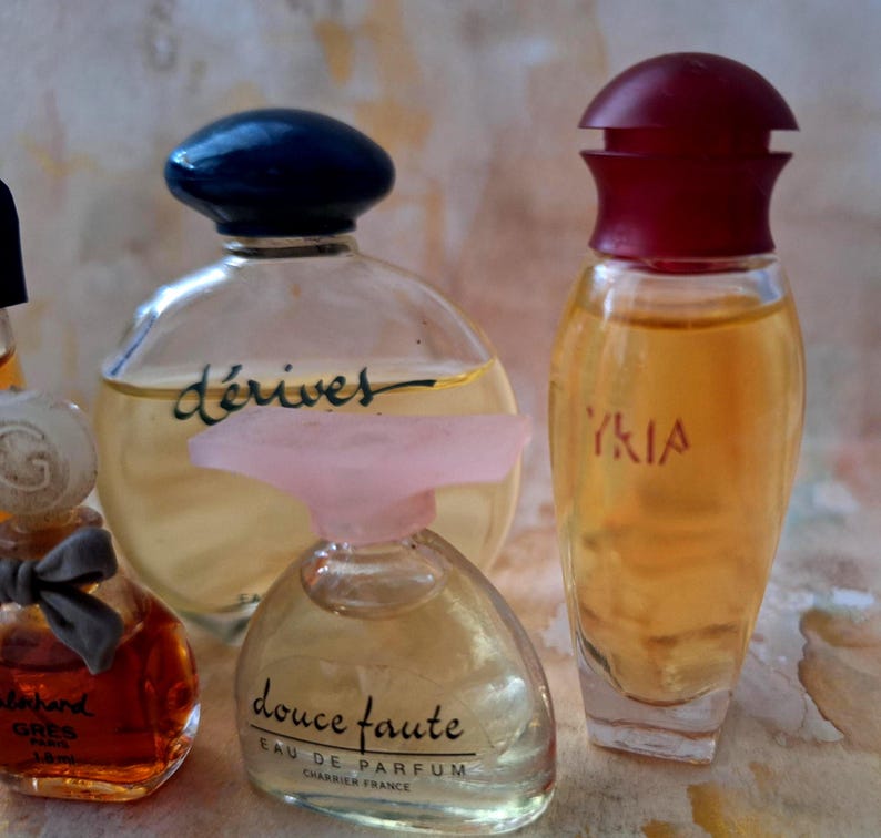 Set of 6 Vintage Women's Mini Perfumes, Discontinued Fragrances ...