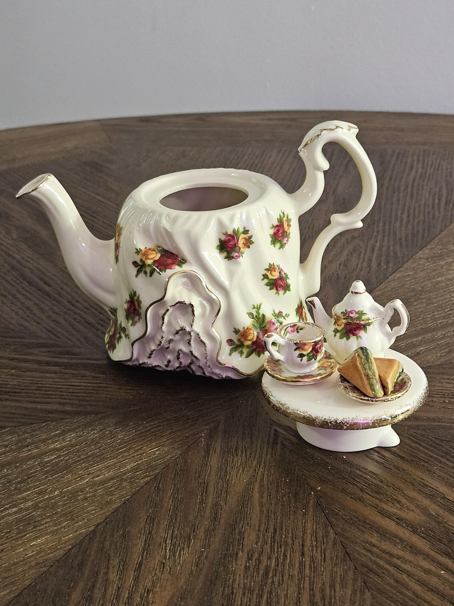 Royal Albert Old Country Roses Miniature Teapot 1996 Cardew Design ...