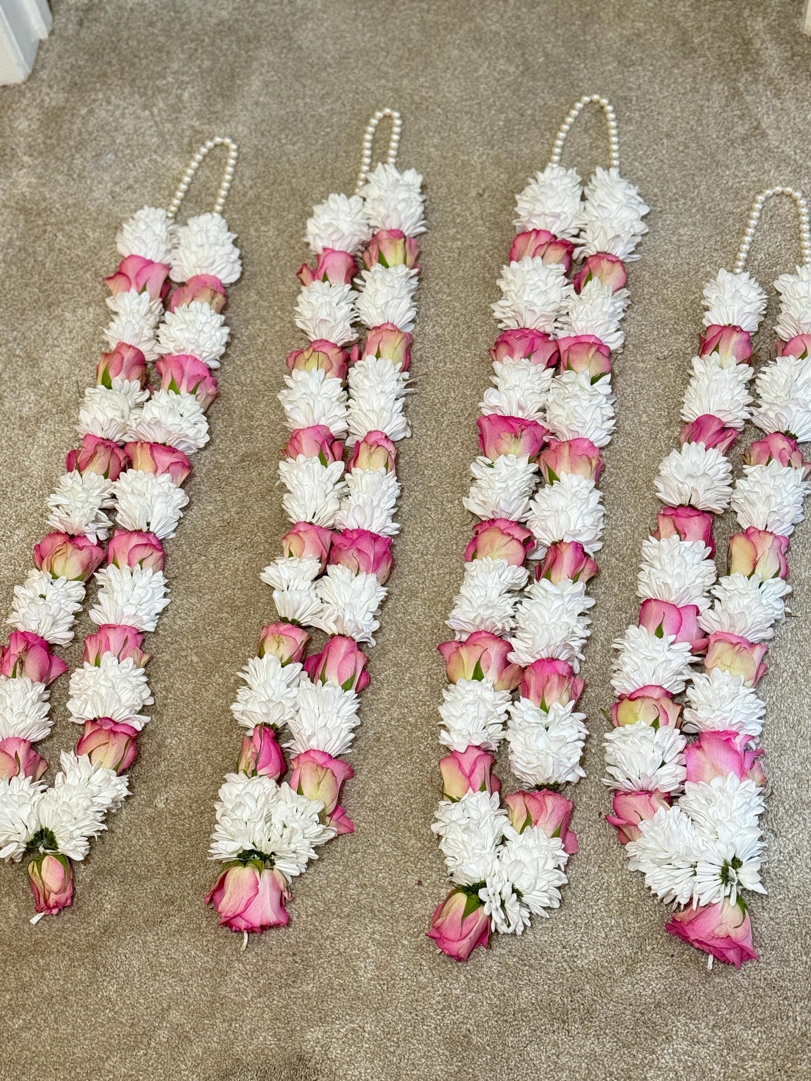 Fresh Flowers Wedding Varmala, Bride and Groom Mala, Wedding Ceremony ...
