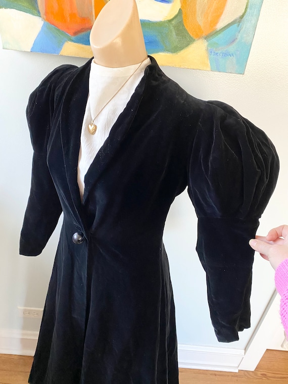 Vintage 1939 Jeanne Lanvin Whimsical & Dramatic Puff … - Gem