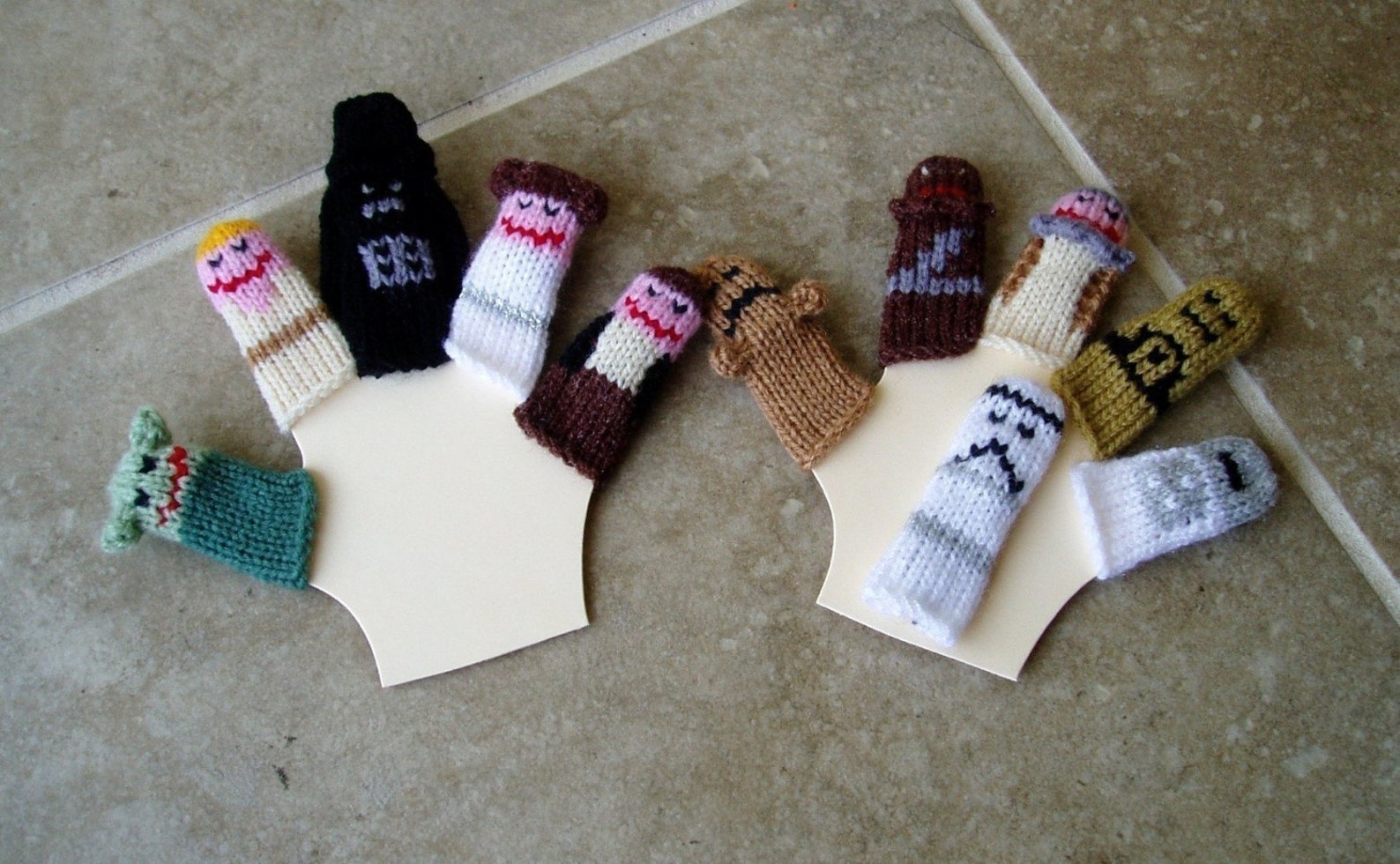 Space Wars Finger Puppet Set. includes 11 Puppets. - Etsy