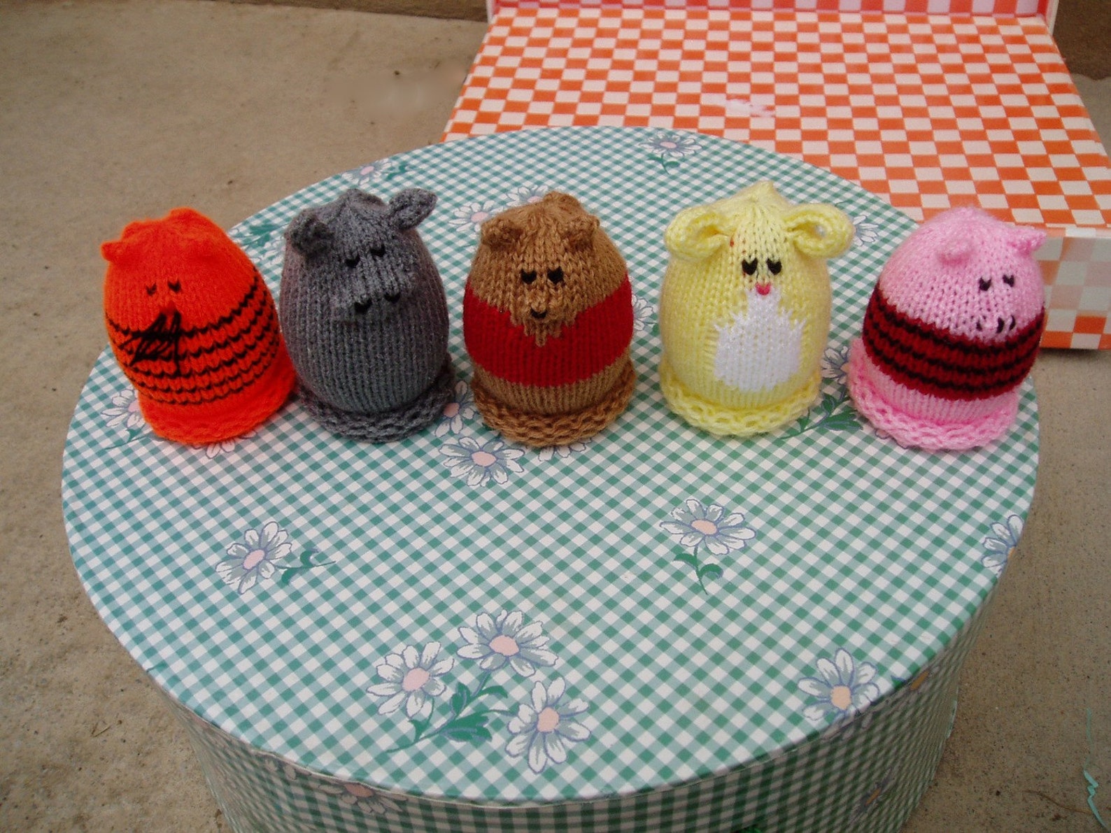Bear and Friends Egglet Set includes 5 Different Egglets - Etsy