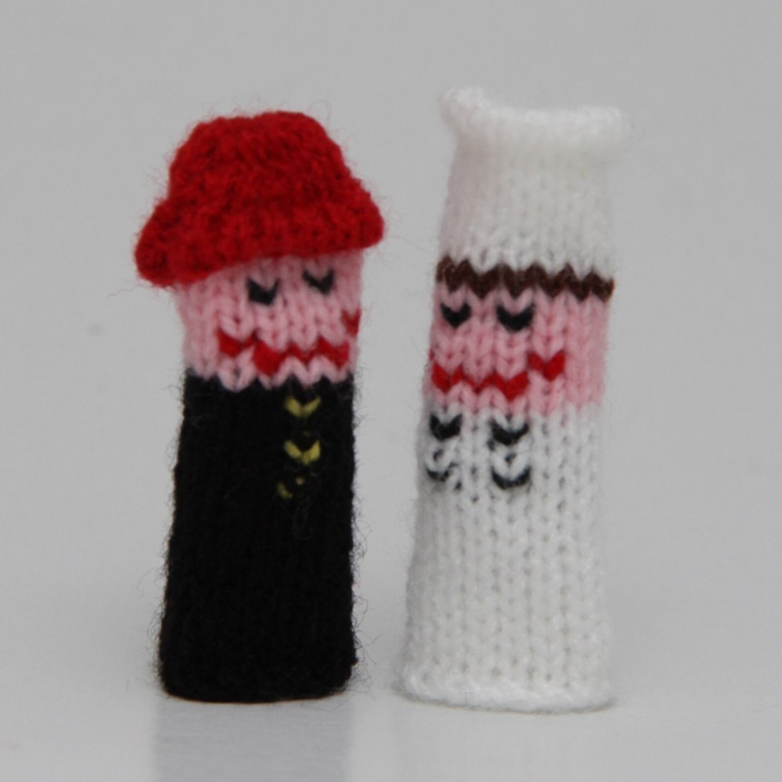 Community Helpers Finger Puppet Set includes Firefighter, Nurse, Doctor ...