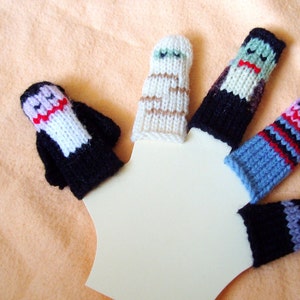 More Halloween Finger Puppet Set (includes Vampire, Mummy, Frankenstein ...