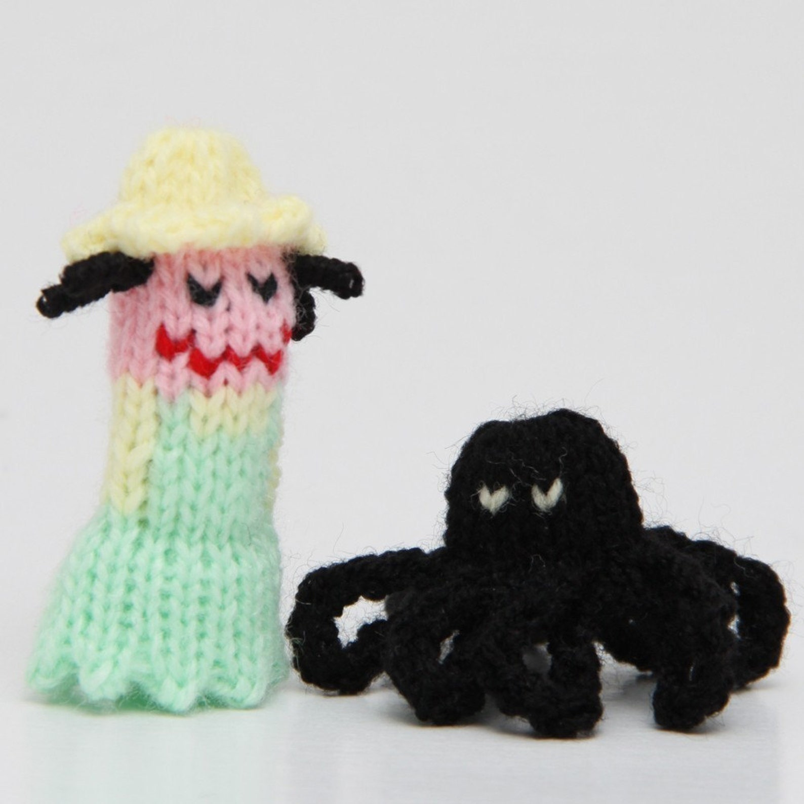 Little Miss Muffet and Peter Peter Pumpkin Eater Finger Puppet Set ...