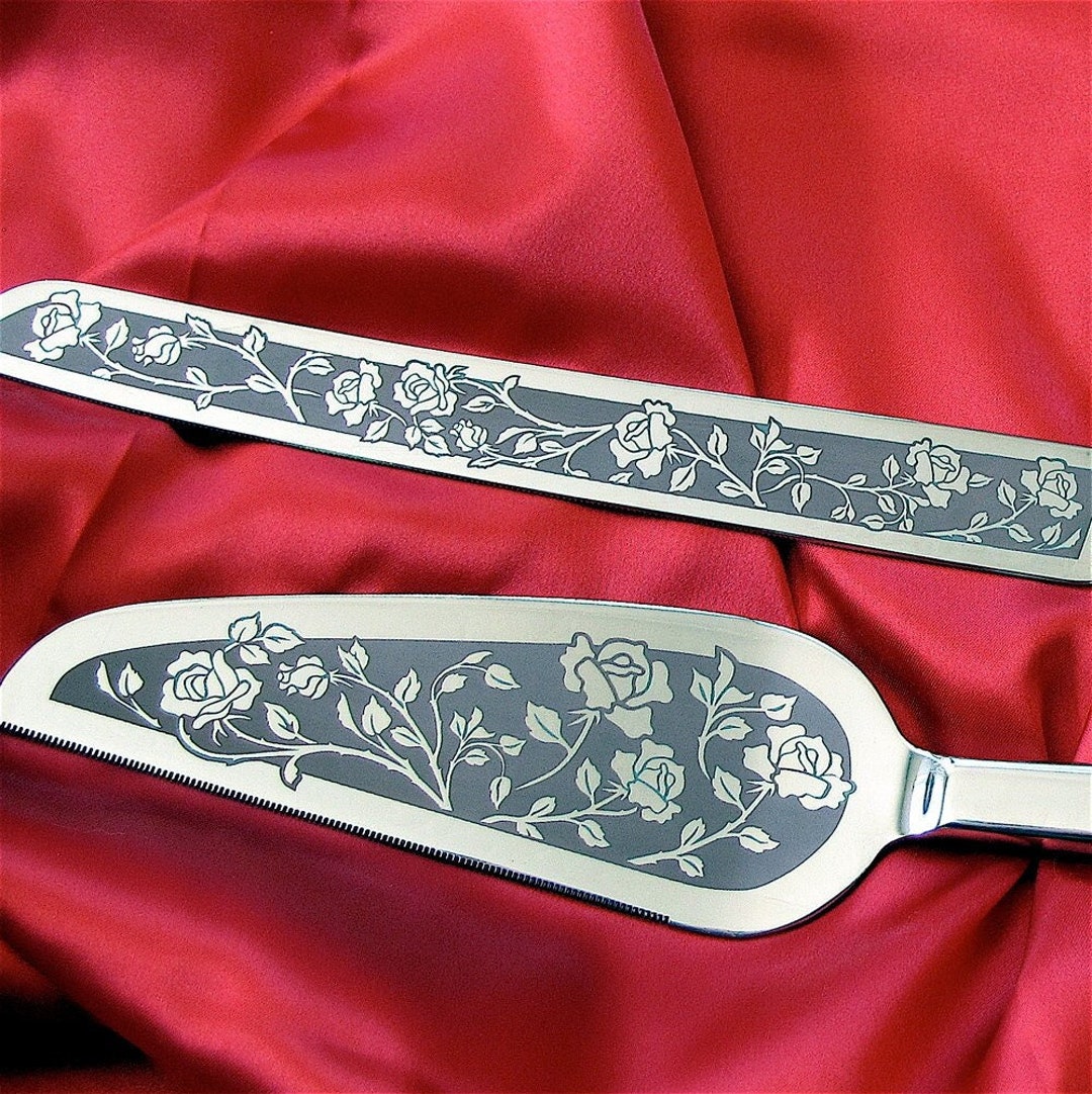 Personalized Wedding Cake Cutter Set Rose Decor for Garden Wedding ...