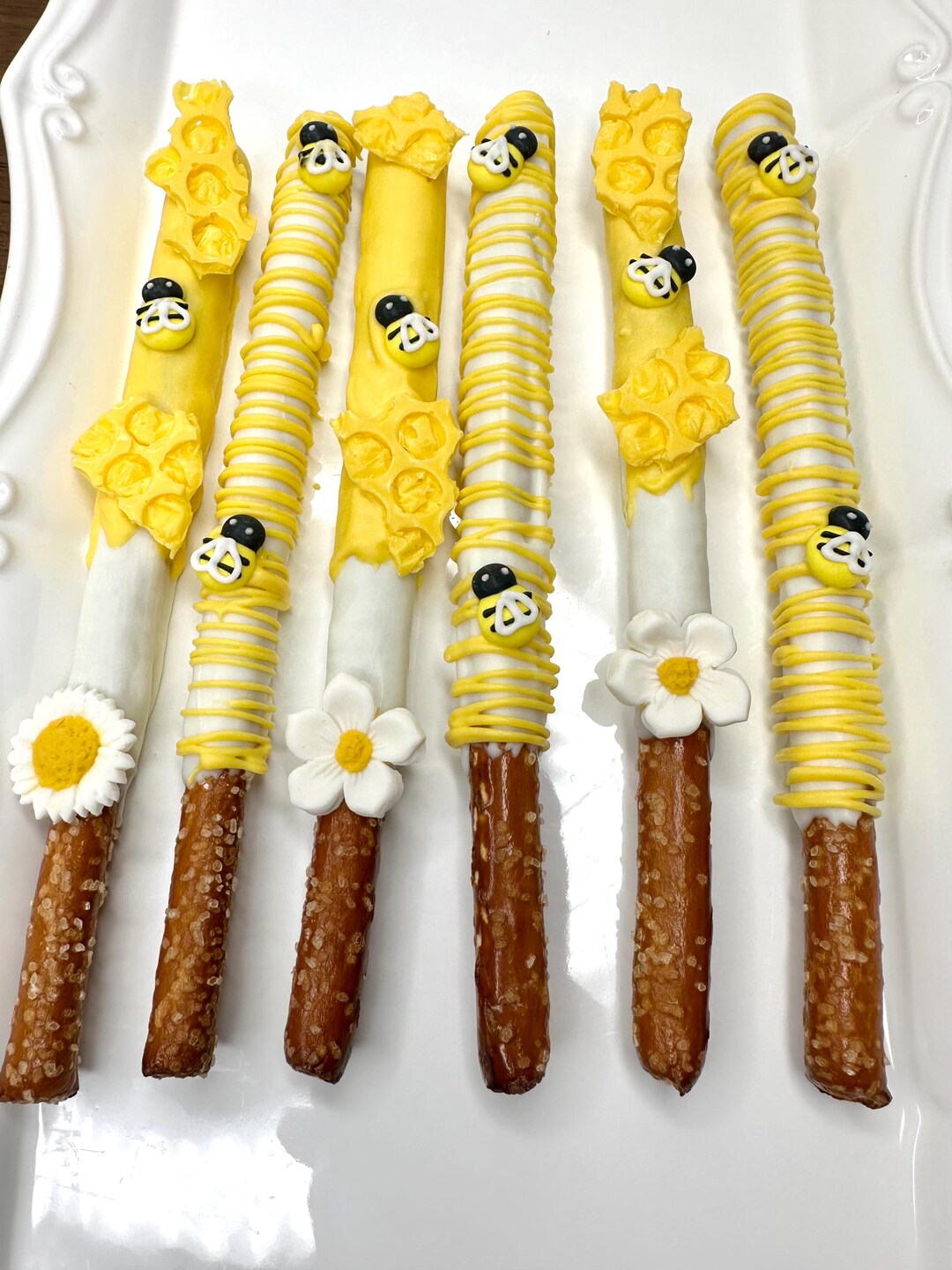 Honey Bee Themed Chocolate Covered Pretzels | Bee Theme Pretzels | Bee ...