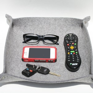 11" X 11" Extra Large TV Remote Control Holder Caddy Organizer Catchall ...