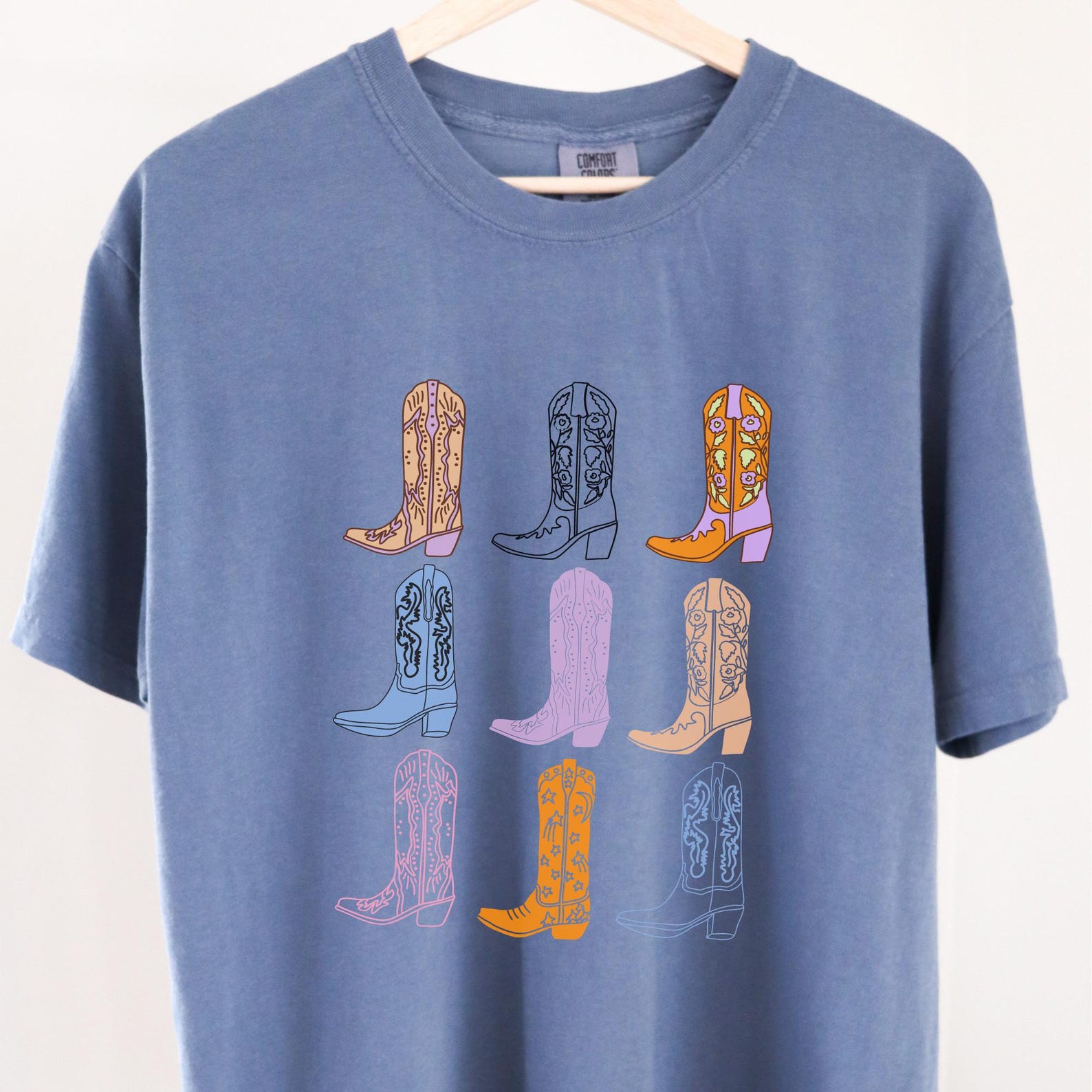 Comfort Colors Cowboy Boots T-shirt, Country Retro Tee - Etsy