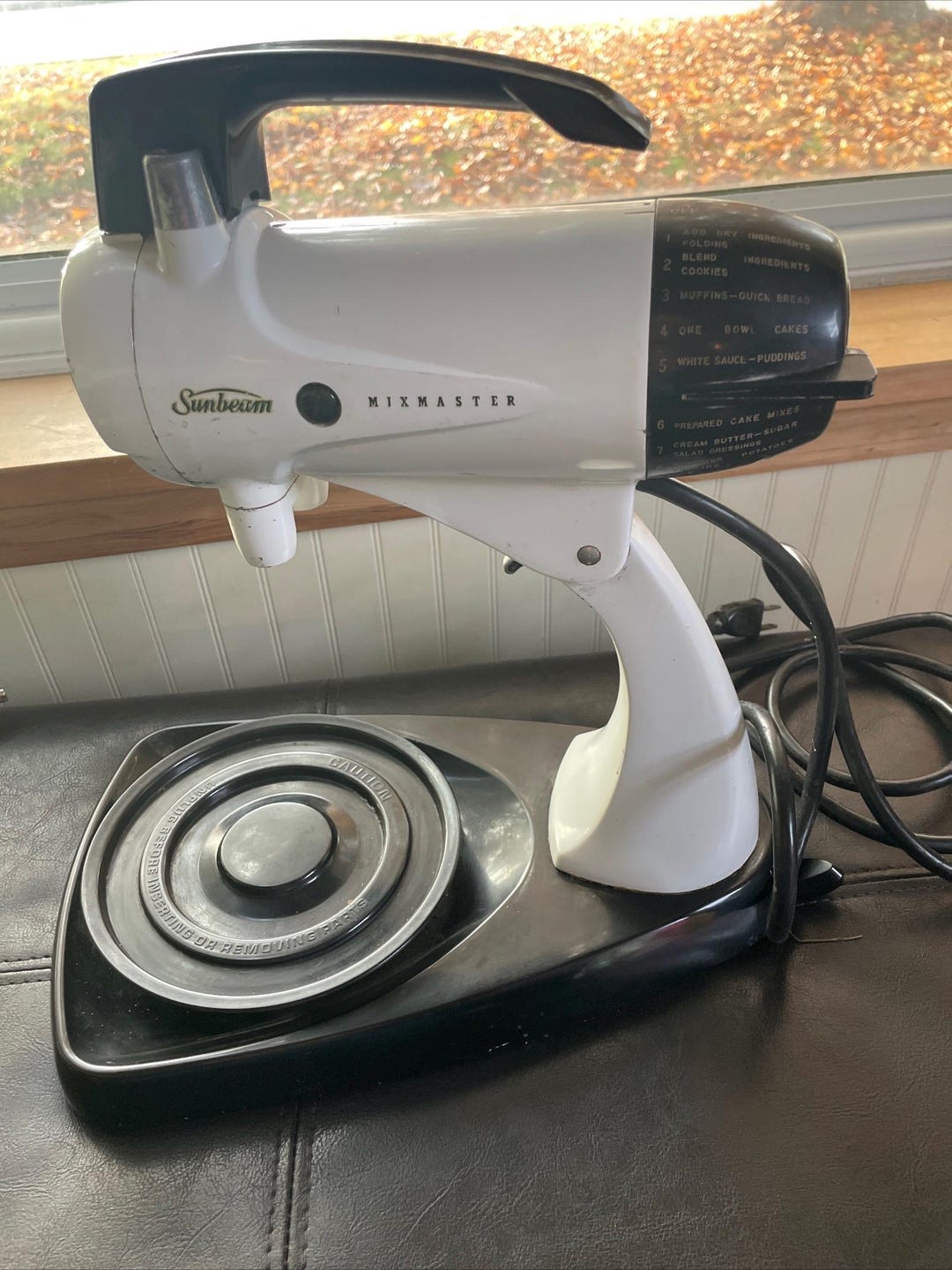 Sunbeam Mixmaster 12-speed Mixer W Turntable and One Beater Vintage ...