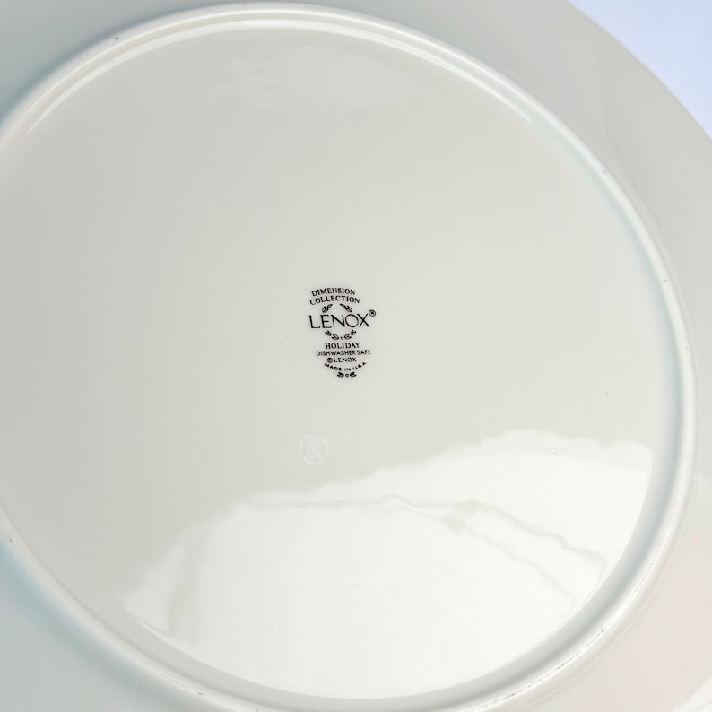 LENOX Dimension Holly Berry Christmas Dinner Plate: Collectible Holiday ...