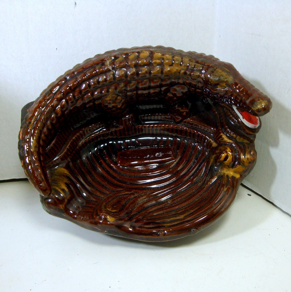 Florida Alligator Ashtray, Kitsch 1950s Souvenir, Brown Glazed Ceramic ...