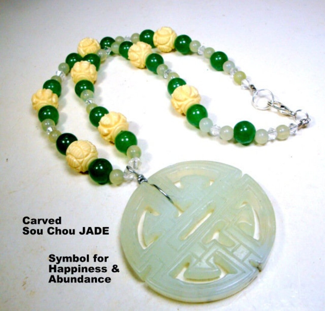 Jade Happiness Pendant Necklace: Emerald Green Glass & Celluloid Beads ...