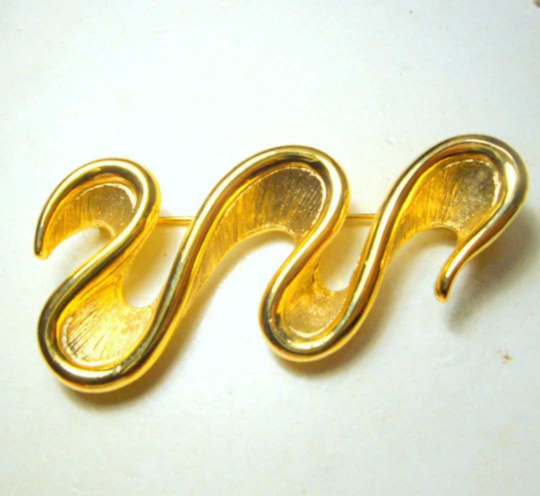 Large Gold Squiggle Pin, 1980s Undulating Textured & Shiny Goldtone ...