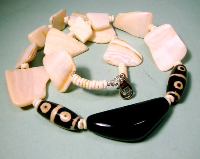 Mother of Pearl Flat Shell Shard Necklace With Center Black Onyx Focal ...