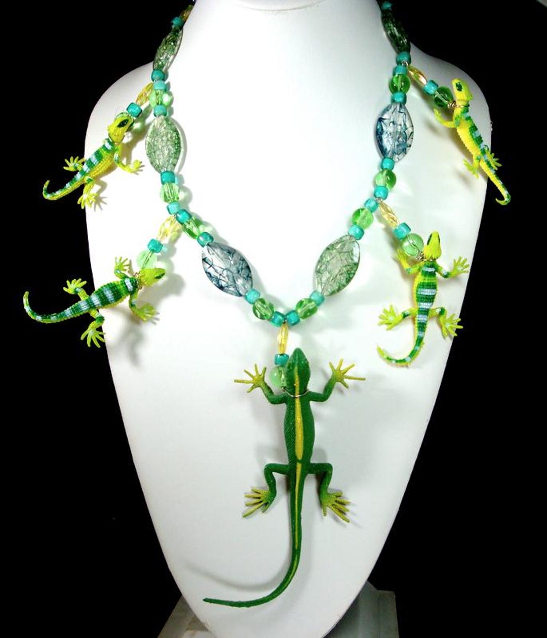 Green Lizard Necklace, Geckos, Salamanders, Creepy Crawlers, Critter ...