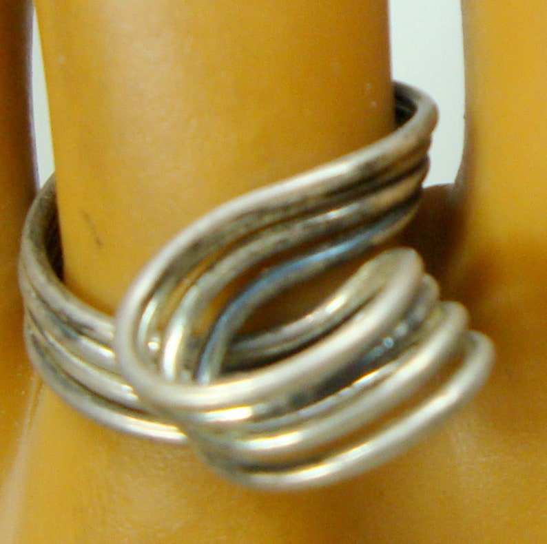 Sterling Silver 1970s Wire Loop De Loop Ring American Size 6 - Etsy