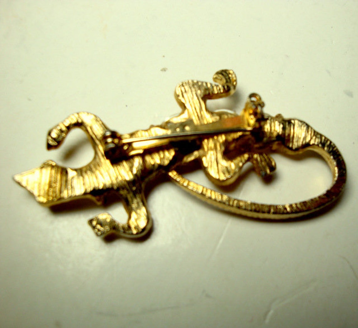 Gold Toned Metal Lizard Pin With White Mother of Pearl - Etsy