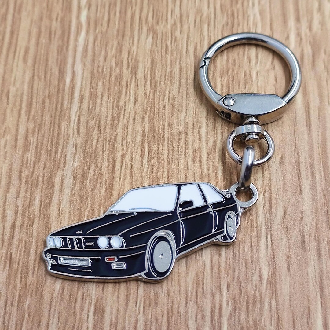 BMW M3 Keychain, Classic Car Pendant, Metal Enamel Keychain, Retro ...
