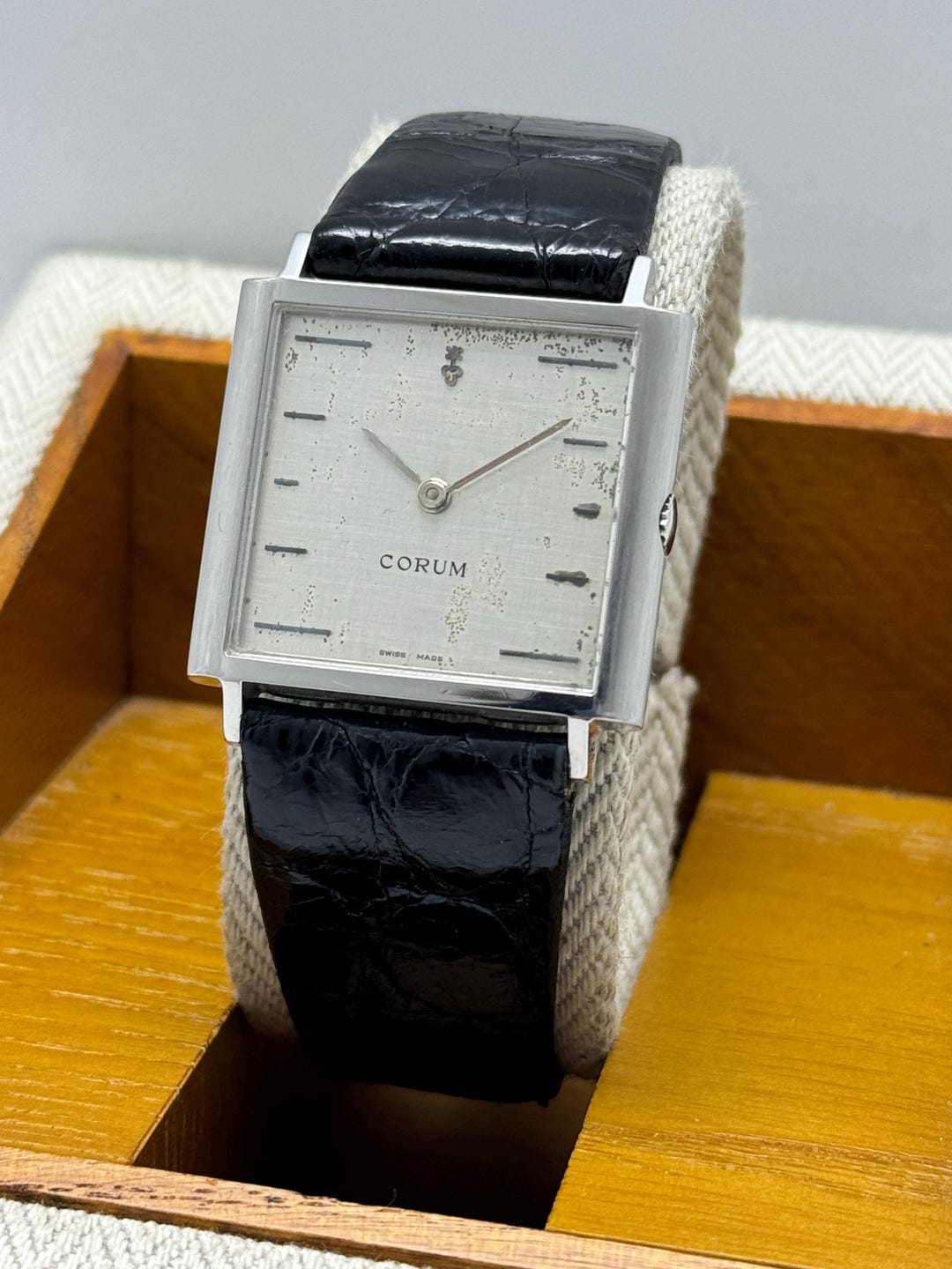 Vintage Corum Slim Classic Men Wrist Watch - Etsy