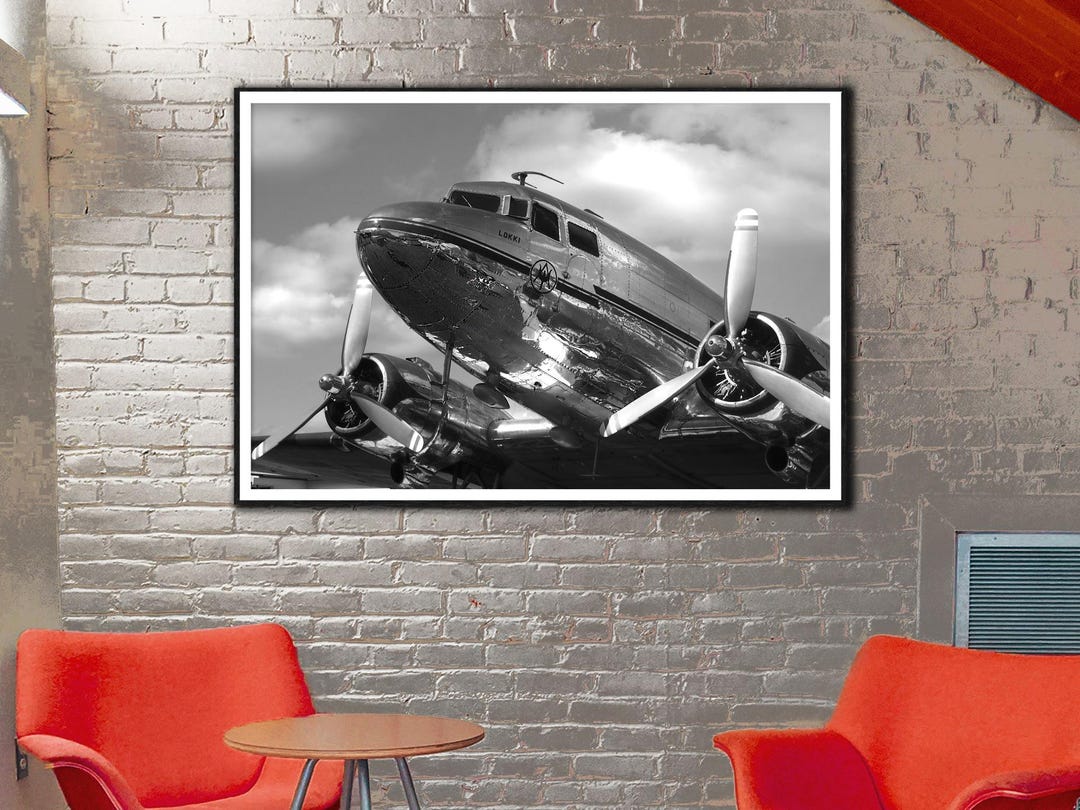 DC-3 Douglas Digital Art Print File, Dakota Airplane Printable Art ...