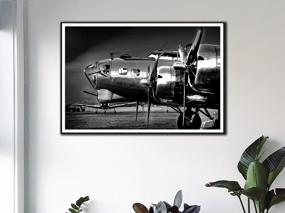 B-17 Airplane Digital Art Print File, Flying Fortress Printable Art ...
