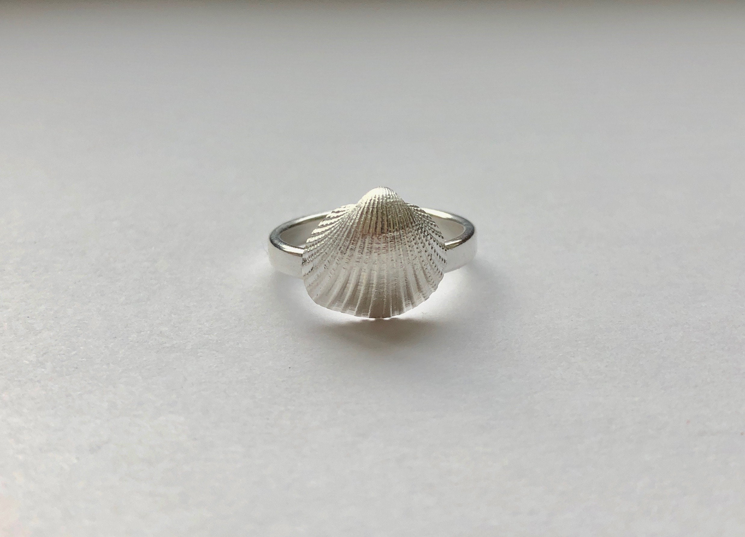 Sterling Silver Clam Shell Ring: Beach Lover Jewelry - Etsy