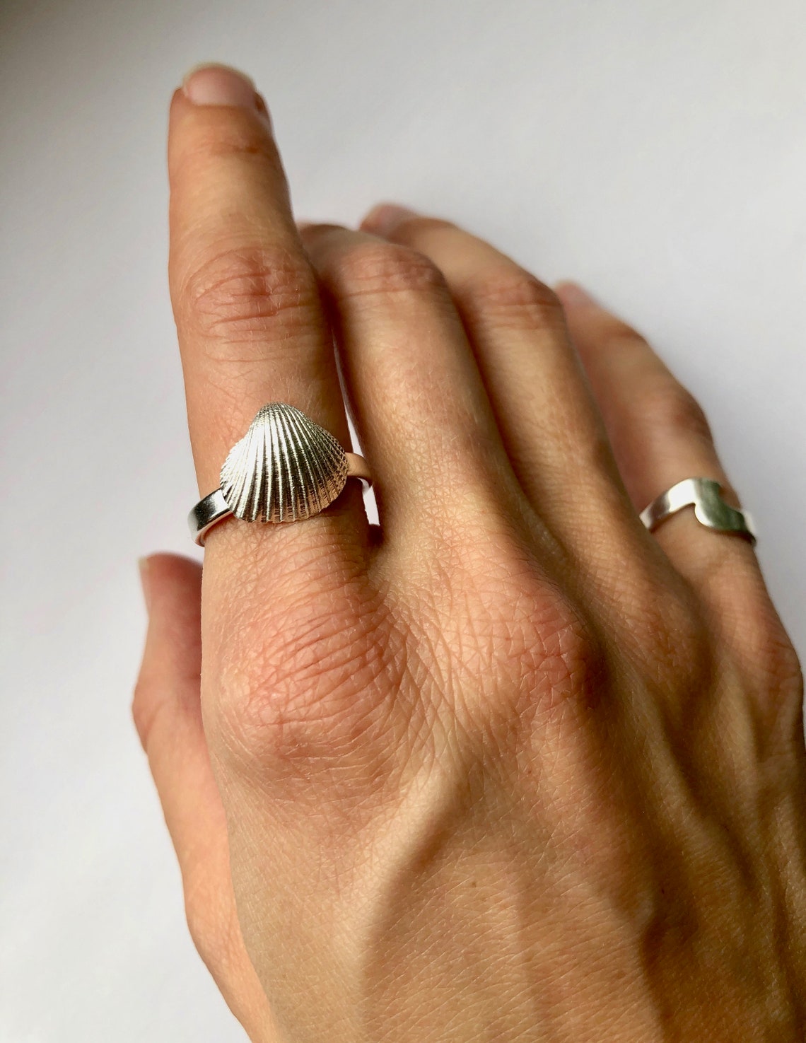 Sterling Silver Clam Shell Ring: Beach Lover Jewelry - Etsy