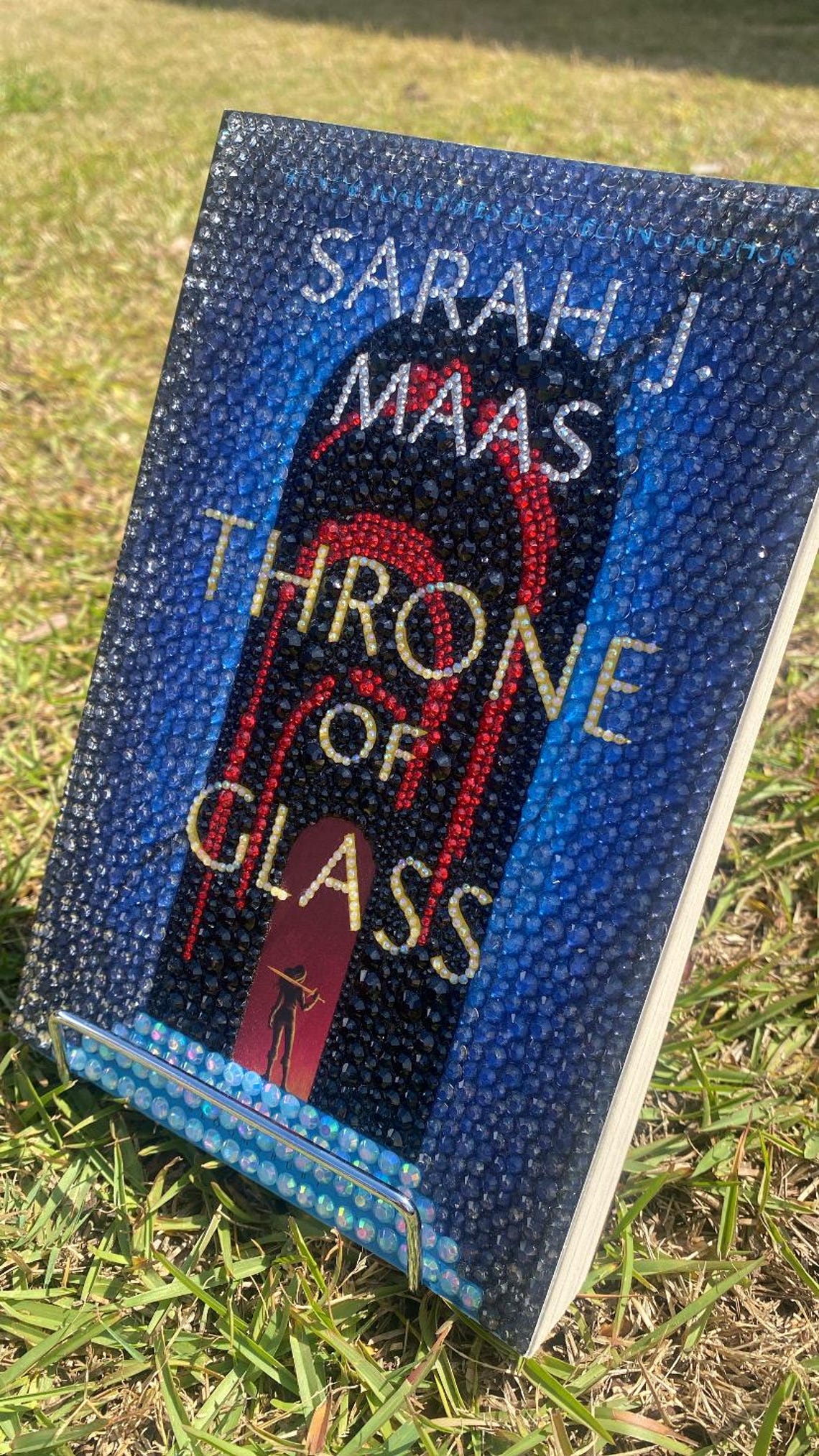 Blinged Throne of Glass - Rhinestoned Book, Romantasy, Fantasy - Etsy