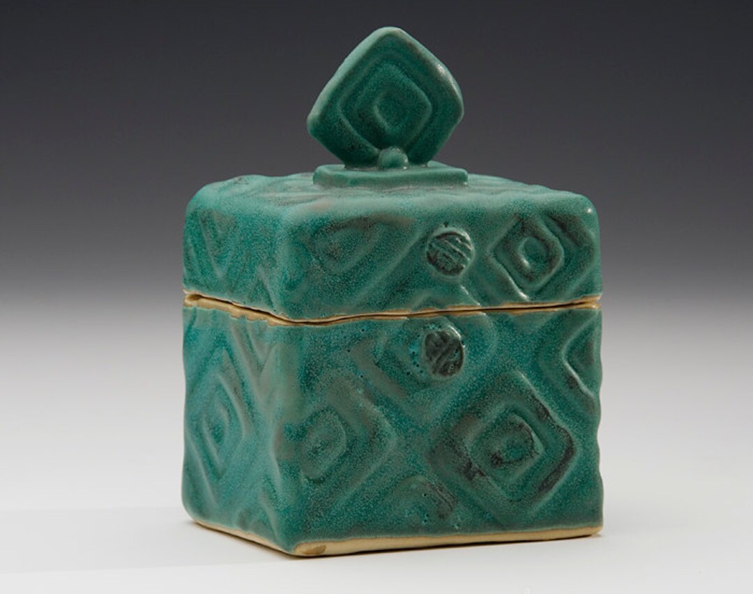 Handmade Pottery Box With Diamond Design Impressed Into the Stoneware ...