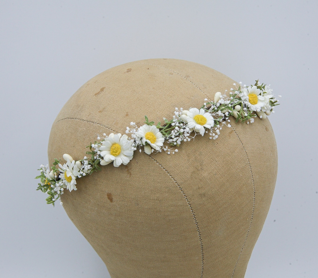 Small Daisy Flower Crown With Babies Breath and Greenery, Boho Wedding ...