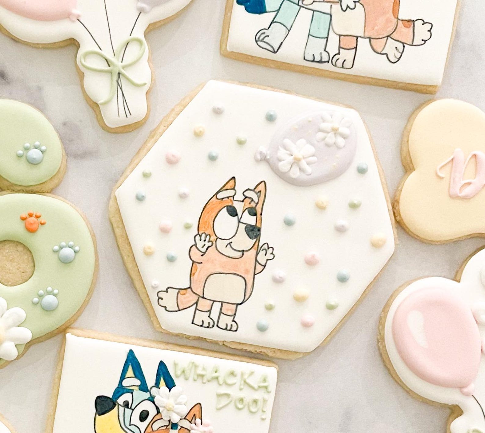 Bluey Cookies, Bluey Daisy Themed Cookies, Girly Bluey Cookies, Bingo ...