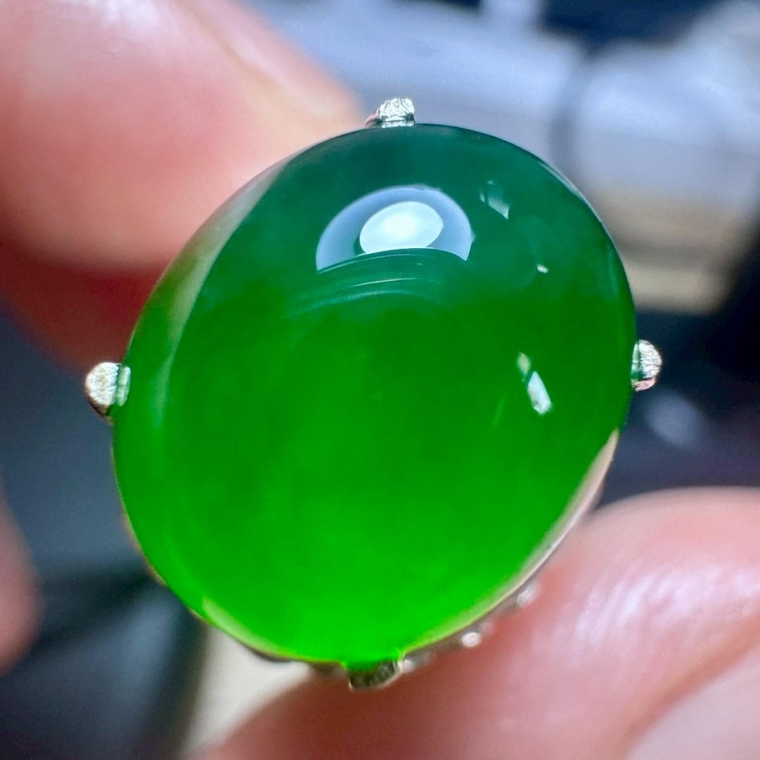 Certified Imperial Green Jadeite Type A Cabochon With Temporary Setting ...