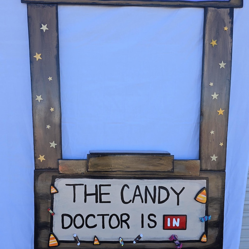 Lucy Psychiatric Booth - Etsy