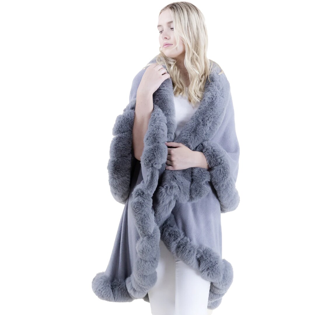 GRAY Cape Kozy Chic Faux Fur DOUBLE LAYER Cape Luxurious Style and ...