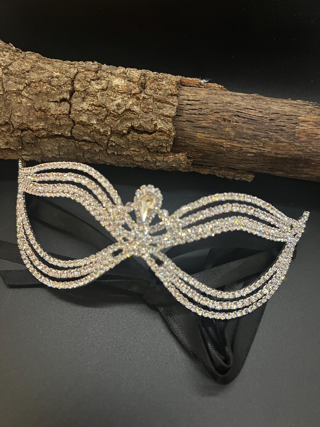 Silver Crystal Masquerade Mask – Sparkling Bling Eye Mask With Ribbon ...