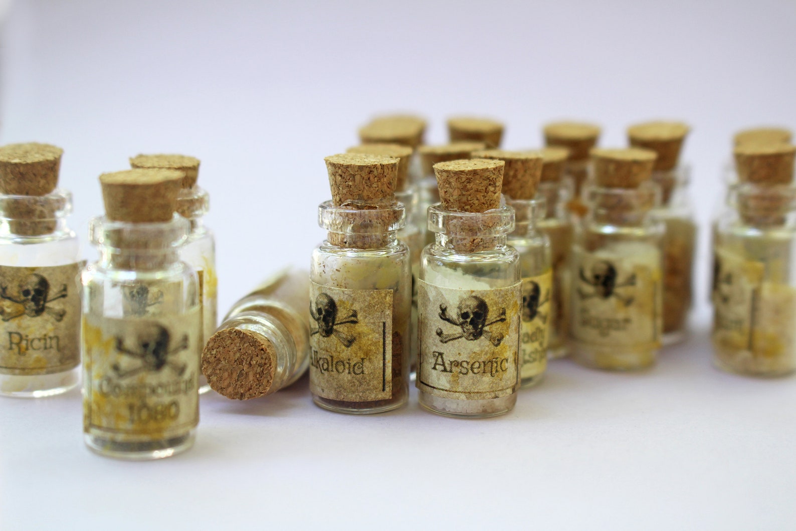 30 Antique Poison Labels: Dollhouse Digital Download DIY - Etsy