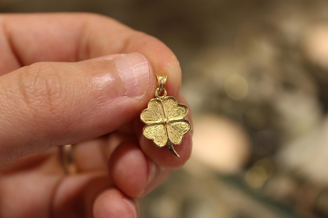 14K Solid Gold Four Leaf Clover Charm Pendant, Lucky Clover Necklace ...