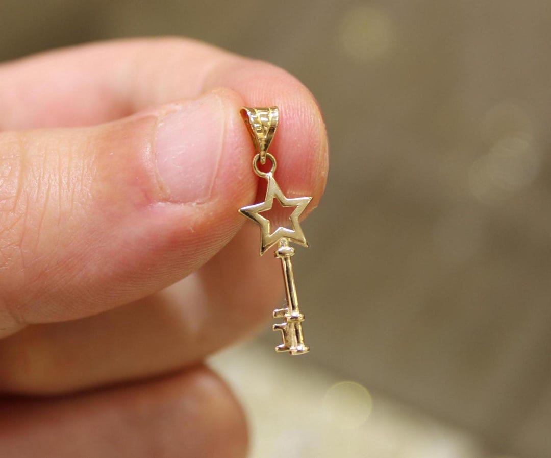 14K Gold Star Key Pendant, Key Neckalce, Key Jewelry, Lucky Necklace ...