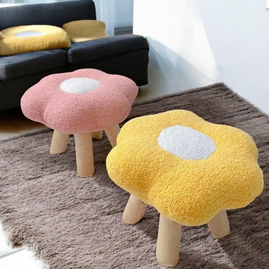Small Round Flower Stool Round Stool Footrest Flower Shaped Sofa ...