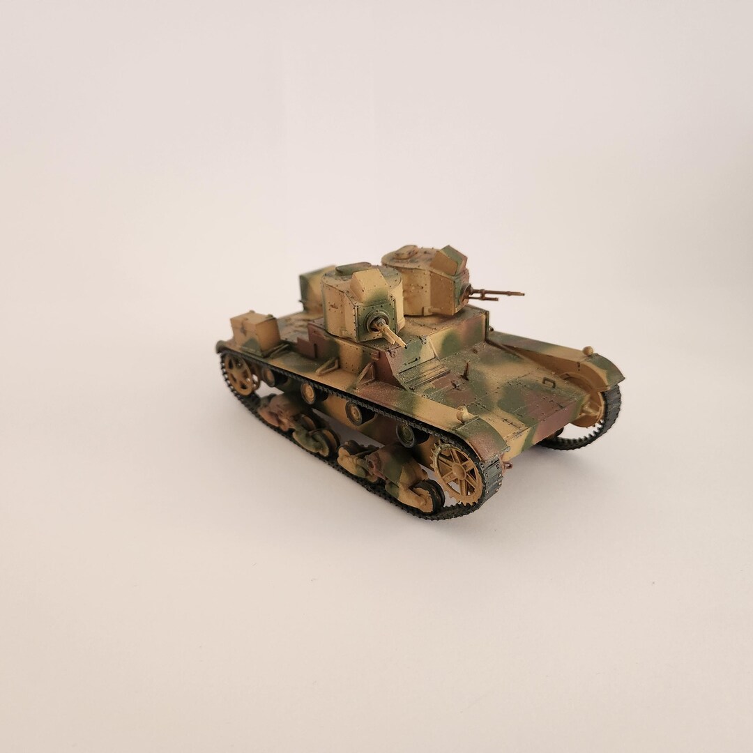 1/35 Scale, British Tank. 'vickers E Mk A' Hand Finished Painted Model ...