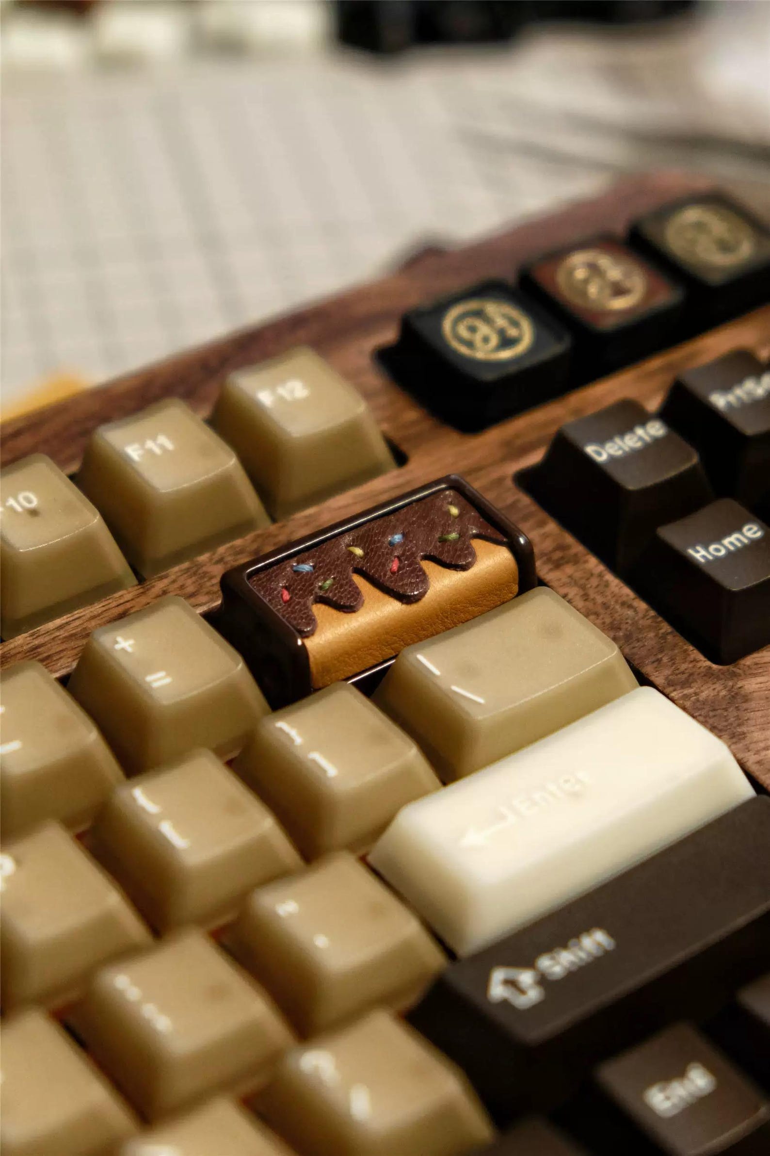 Artisan Cake Roll Keycap Hand-stitched Leather & Resin Cute Food Keycap ...