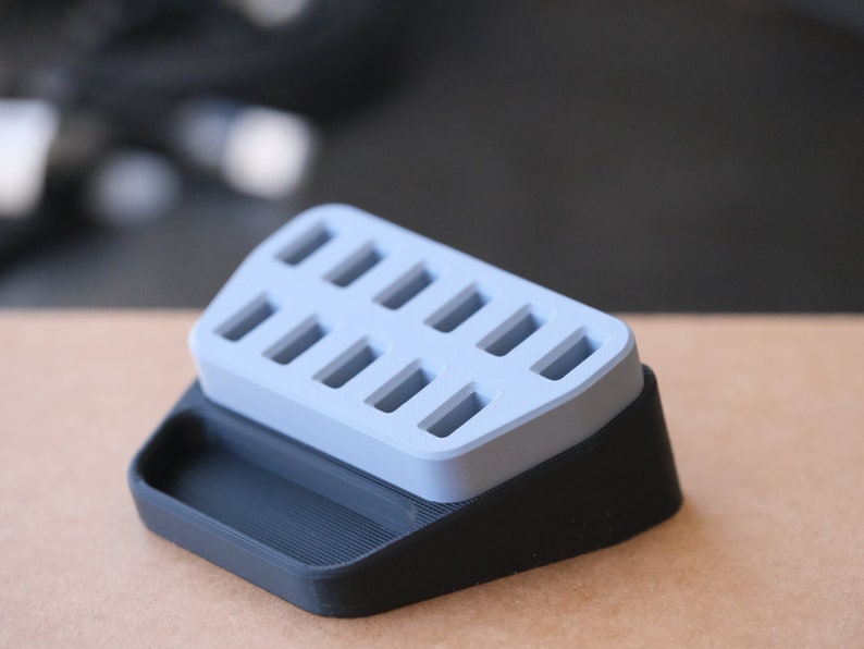 Angled USB Flash Drive Holder 3D File - Etsy