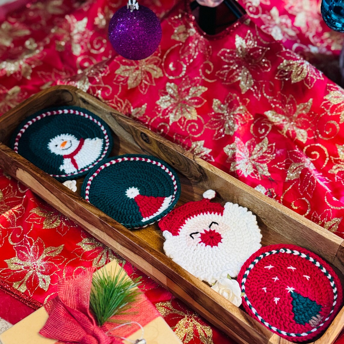 Crochet Christmas Coaster Pattern Bundle 4 in 1: Santa, Snowman, Tree ...
