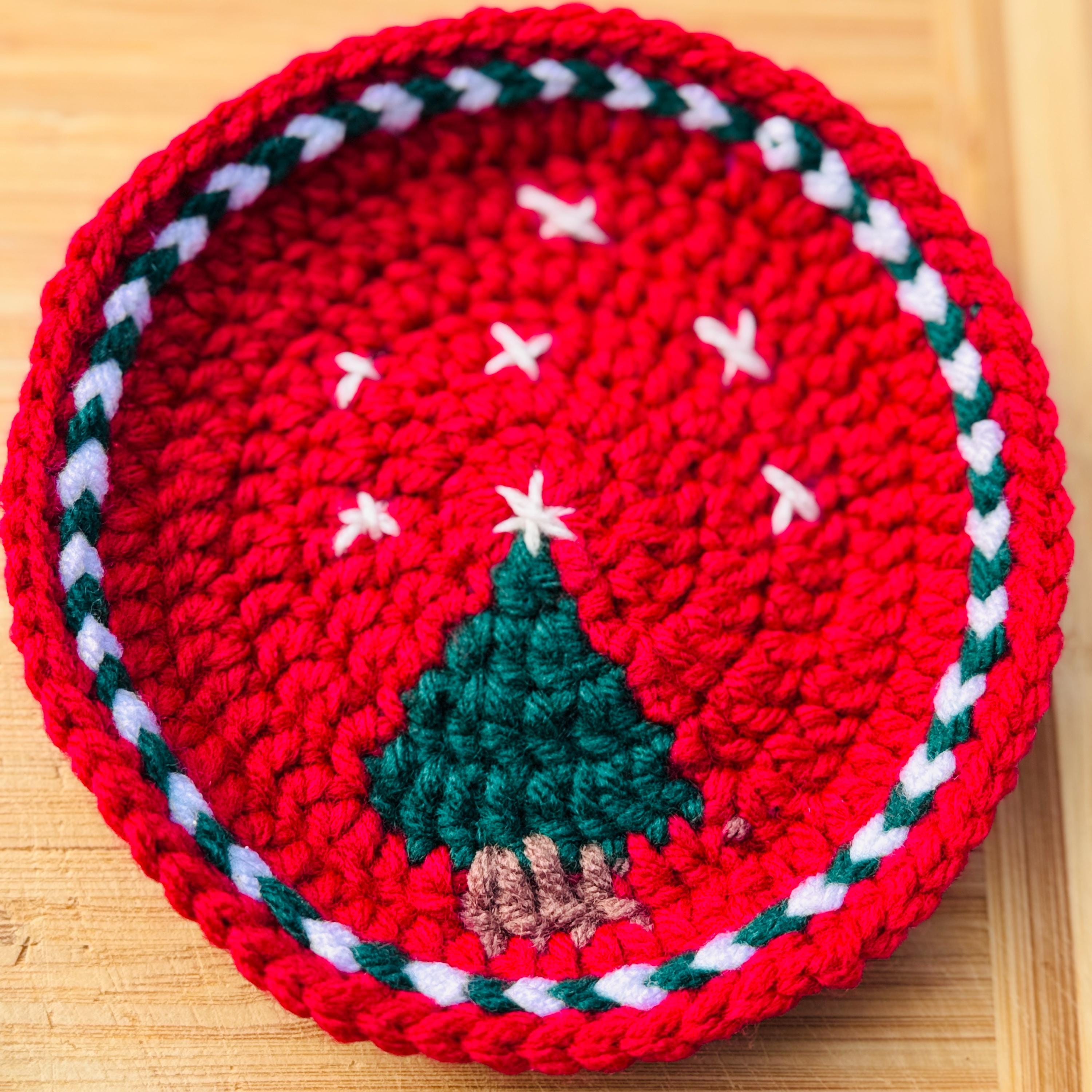 Crochet Christmas Coaster Pattern Bundle 4 in 1: Santa, Snowman, Tree ...